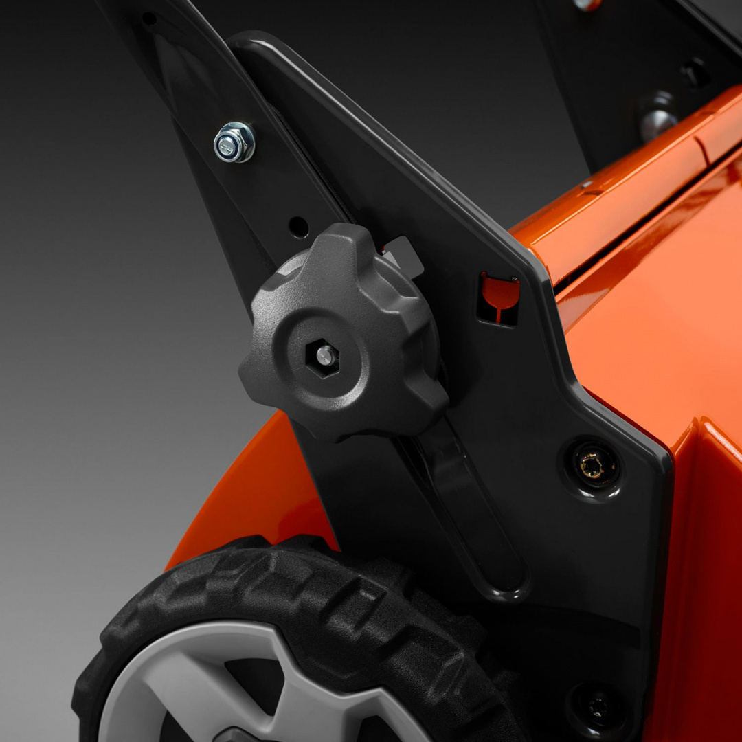 Kosiarka spalinowa Husqvarna LC 151S > HUSQVARNA